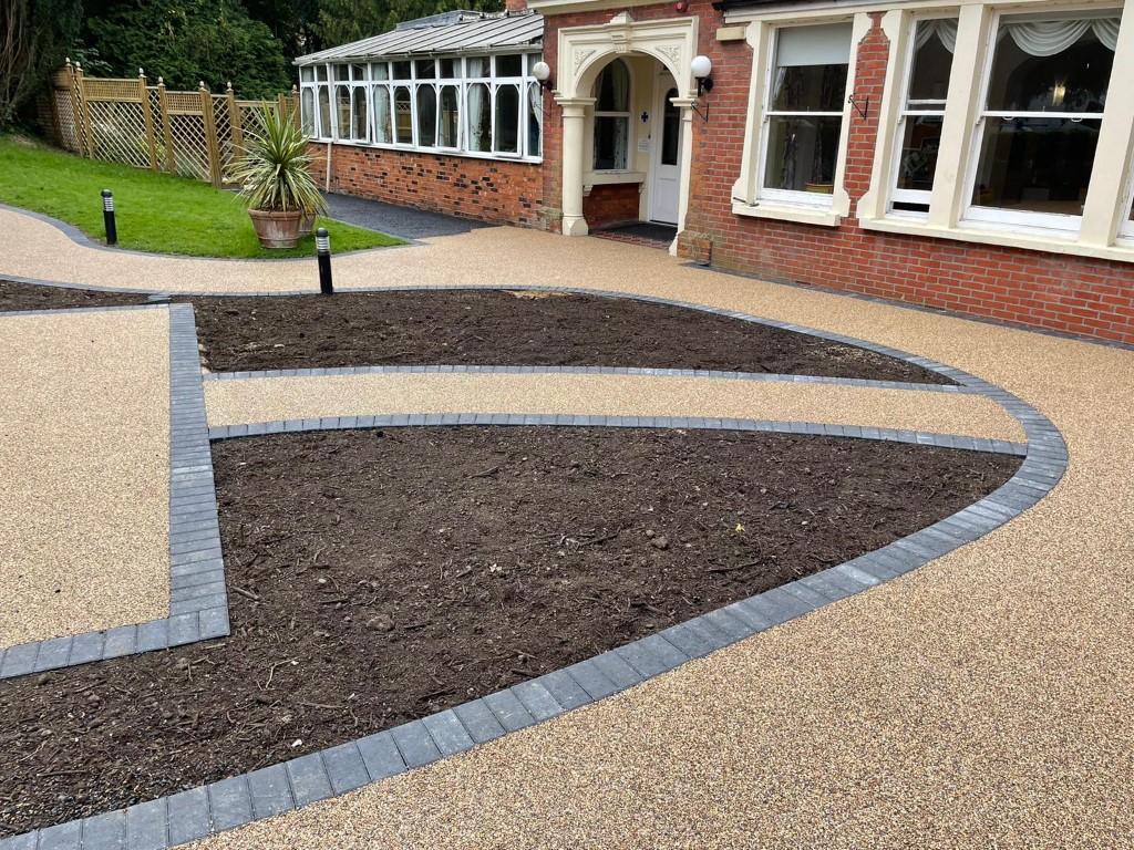 Resin Driveways Dublin | Resin Bonded , UV Resin Bound